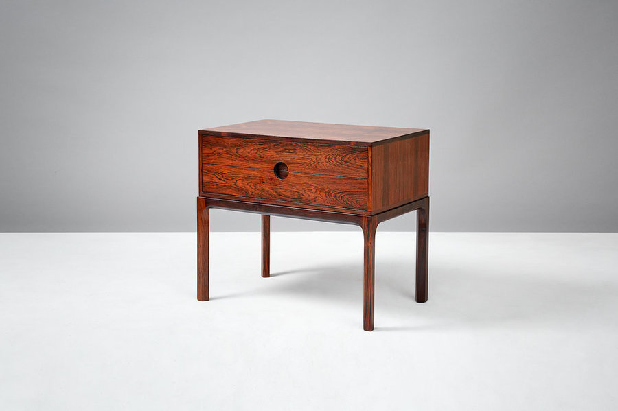 Rosewood bedside tables store