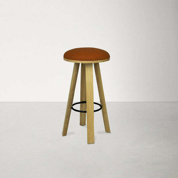 Buzzispace: Buzzimilk Bar Stool Refurbished | Vinterior