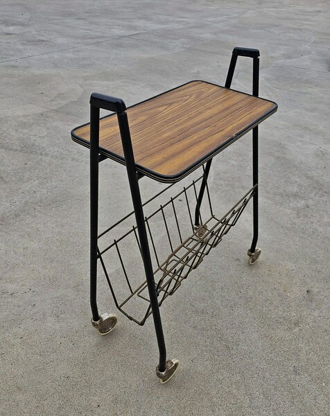 Mid Century Modern Folding Magazine Stand // Vintage Magazine Rack ...
