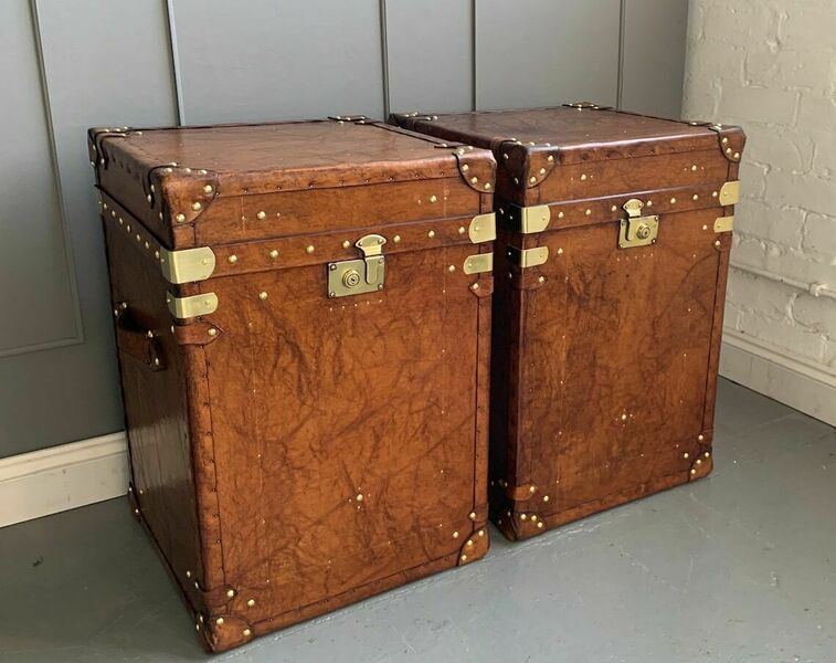 Library End Table Leather Colonial British Travel Trunks Room Decor ...