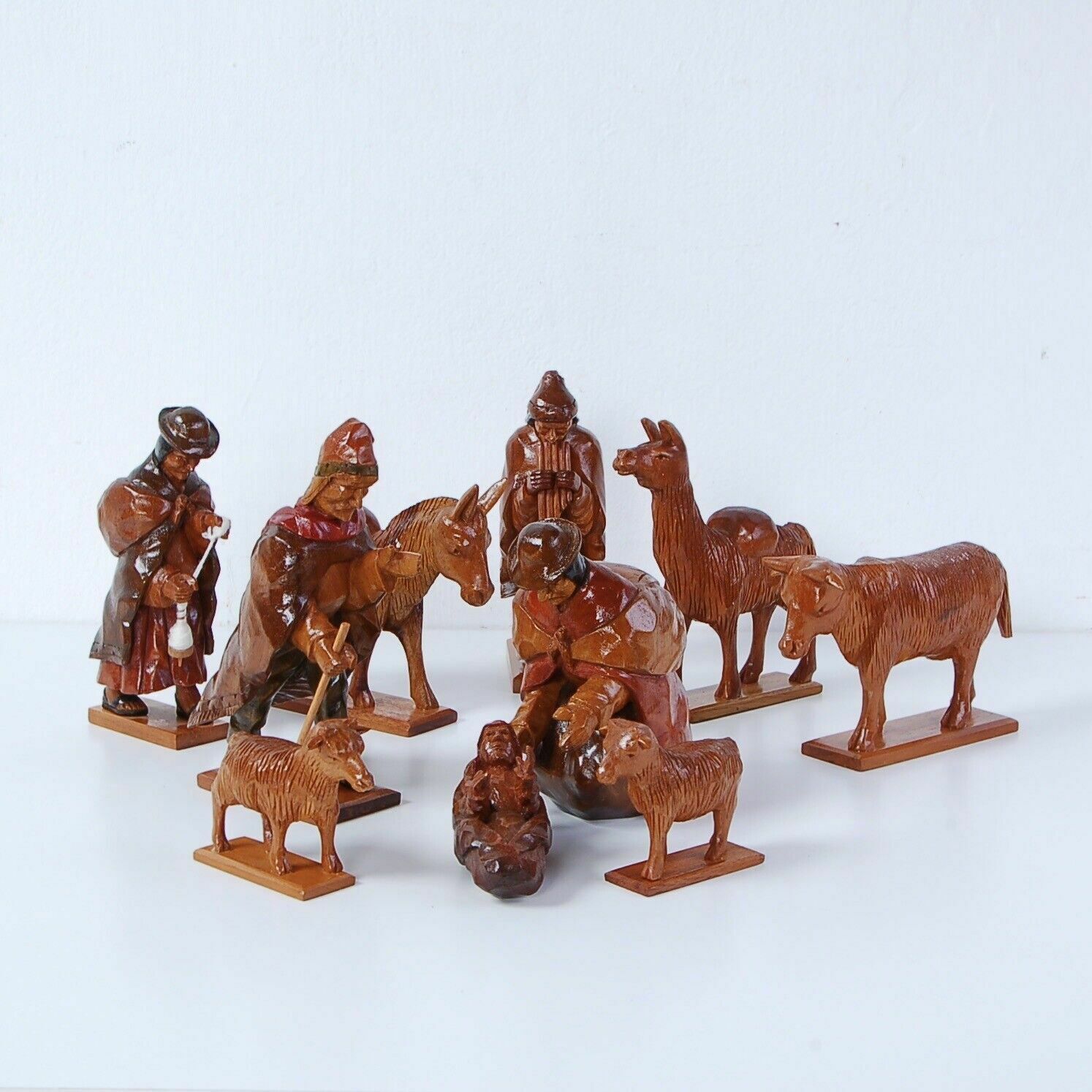 Nativity Wooden Carved Figurines Ethnic Nativity Scene Art Latin ...