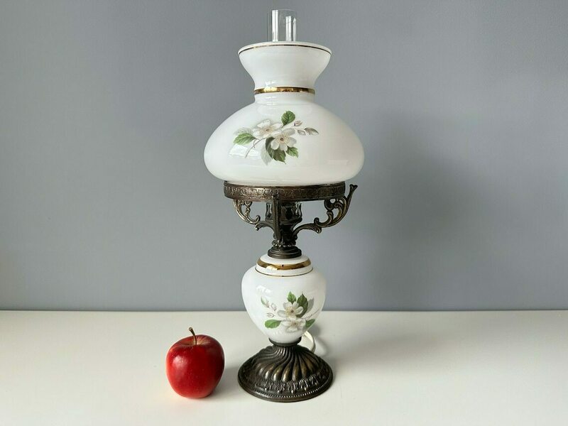 Vintage Milk Glass Table Lamp With Flower Decor 15.5 Height Europlug Jasmin Tree Gone With The Wind Lamp Vinterior