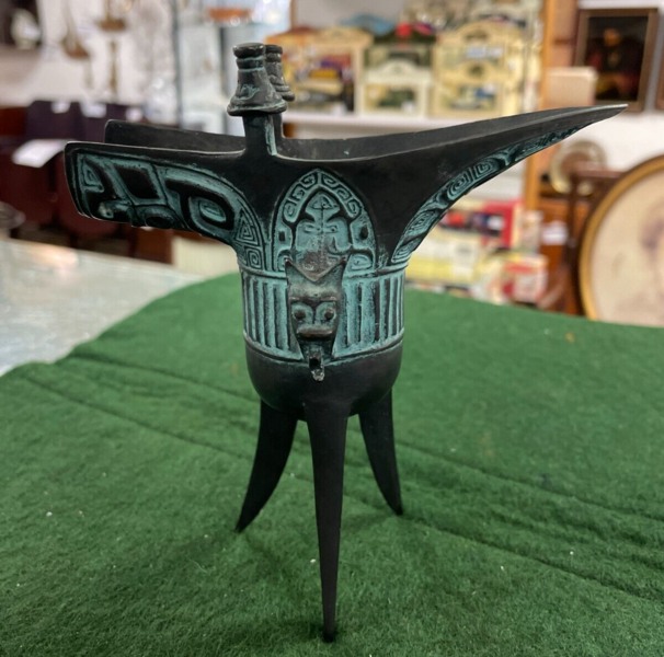 Antique Chinese Bronze Jue Ceremonial Ritual Cup | Vinterior