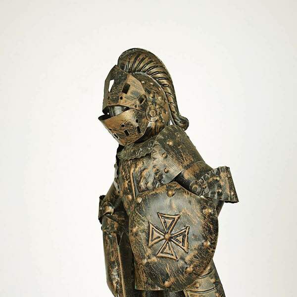 Medieval Soldier In Vintage Metal | Vinterior