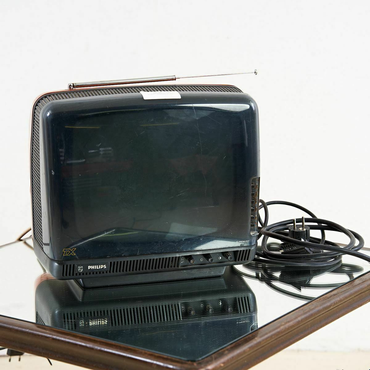 Vintage Philips Tv | Vinterior