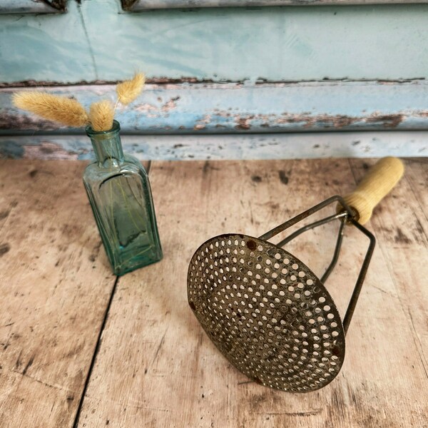 Vintage French Potato Masher Vinterior