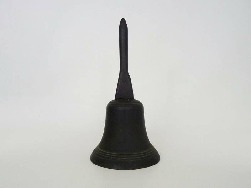 Old House Table Bell, Bronze Monastery Bell. 19th Century | Vinterior