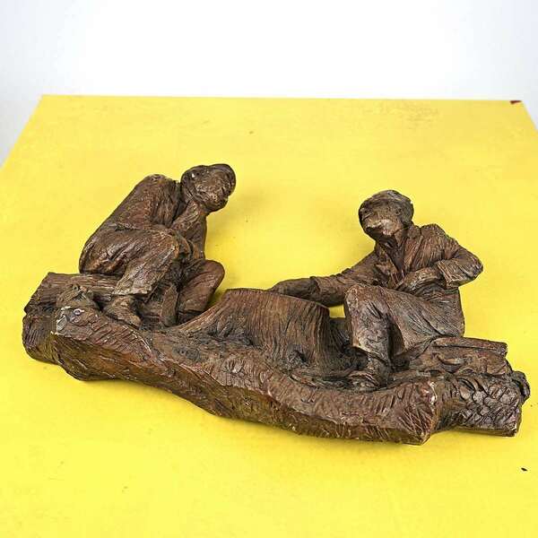 Vintage Hanging Resin Bas Relief | Vinterior