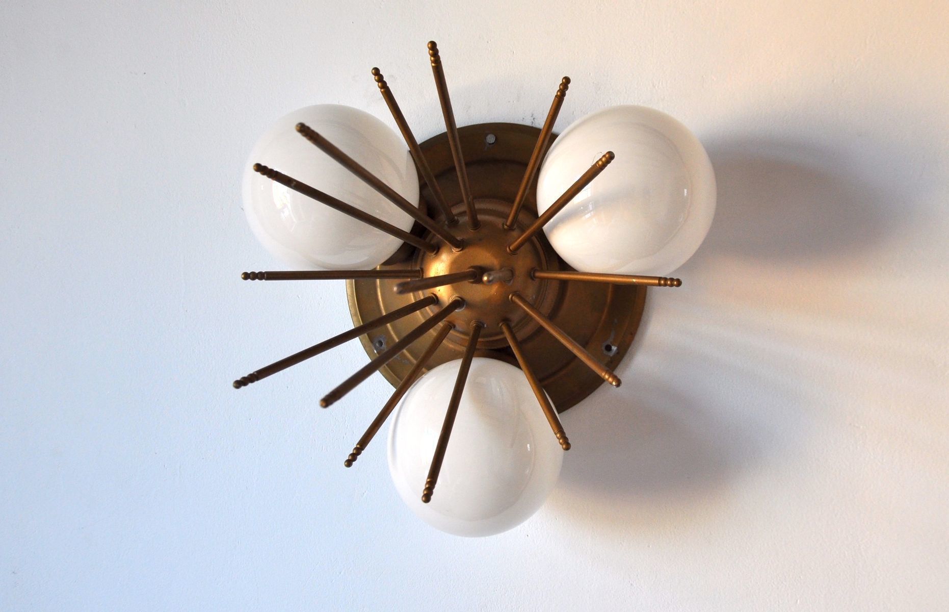 Hourglass Mid Century Sputnik Wall Sconce Interior