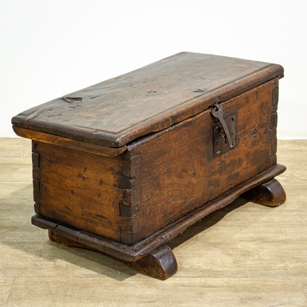 Small 18th Century Coffer In Excellent Original Condition | Vinterior