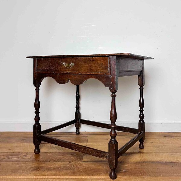 18th Century Oak Side Table, 1700s | Vinterior