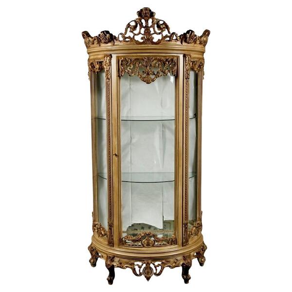 20th Century French Curved Feet Vitrine | Vinterior