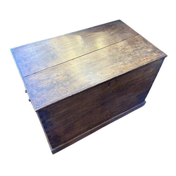 Early 19th Century Oak Linen Chest | Vinterior