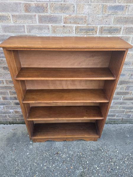 Vintage Mid Century Light Oak Bookcase, Heavy Well Made Scroll Bottom. | Vinterior