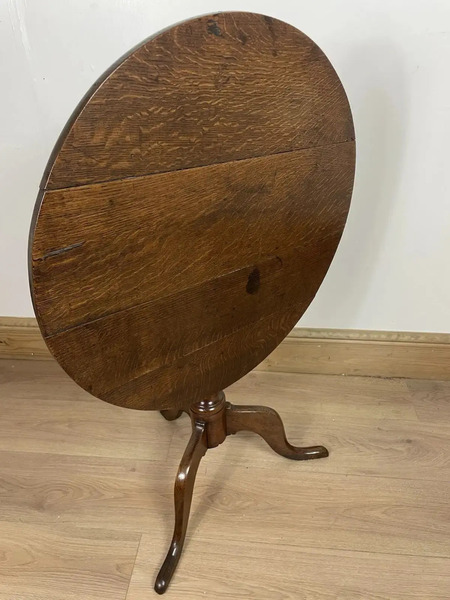 Georgian Oak Tilt Top Tripod Table | Vinterior
