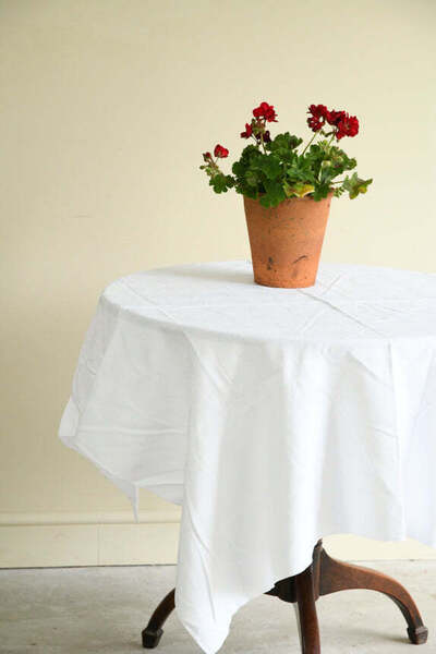Vintage Square White Linen Tablecloth | Vinterior