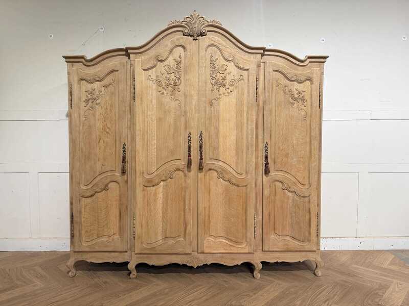 Vintage Rustic French Oak 4 Door Armoire Breakdown Wardrobe For Easy ...