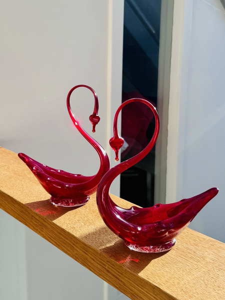 A Beautiful Pair Of Whitefriars Ruby Red Footed Swans Hand Made C1978 ...