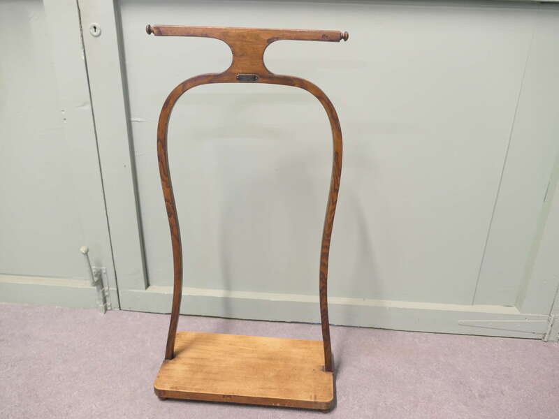Mid Century Walnut Gentleman’s Valet Designed By Everneat | Vinterior