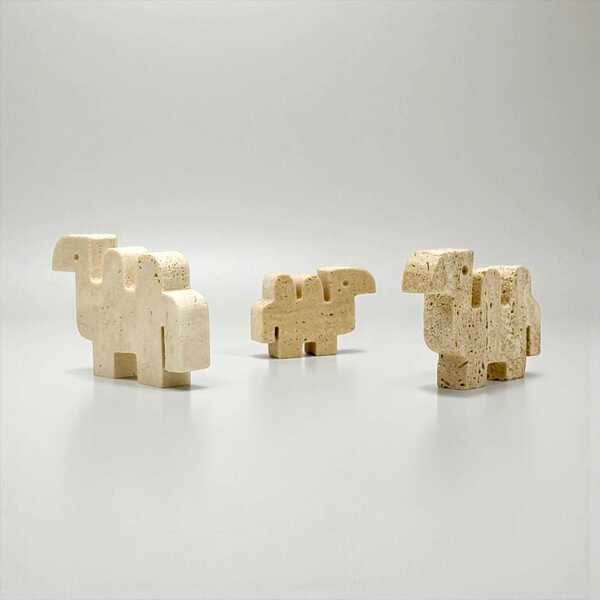 Vintage Travertine Camel Sculptures Italian Stone Set 1970s | Vinterior