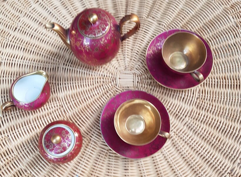 Gilded Porcelain Service Tete à Tete In Pink And Gold, Set Of 5 | Vinterior