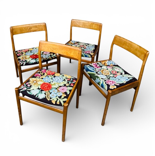 Set Of Four Teak Dalescraft Dining Chairs Moller Style Mid Century ...