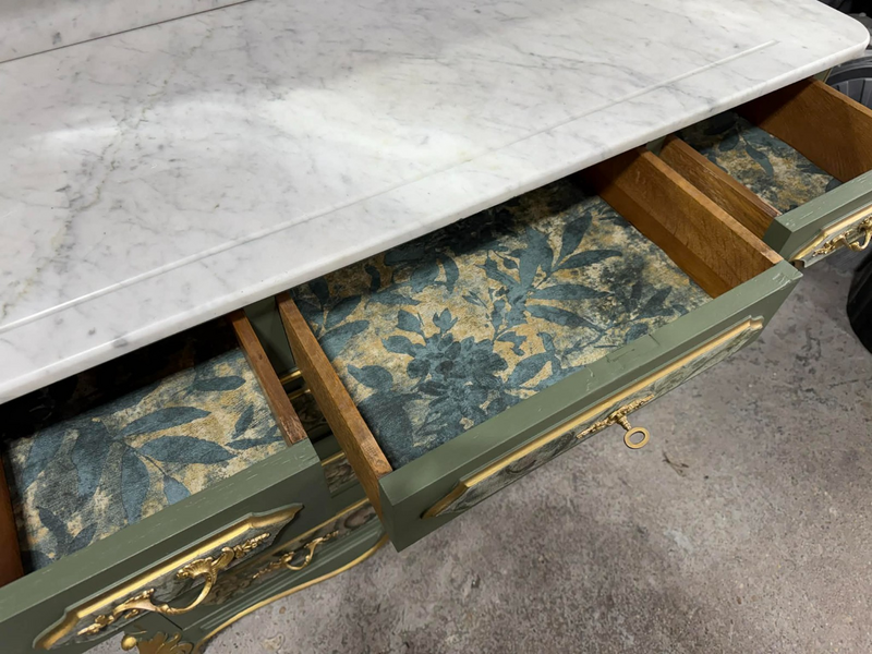 Antique French Louis XV Chest Of Drawers With 3 Way Mirror & Marble Top ...