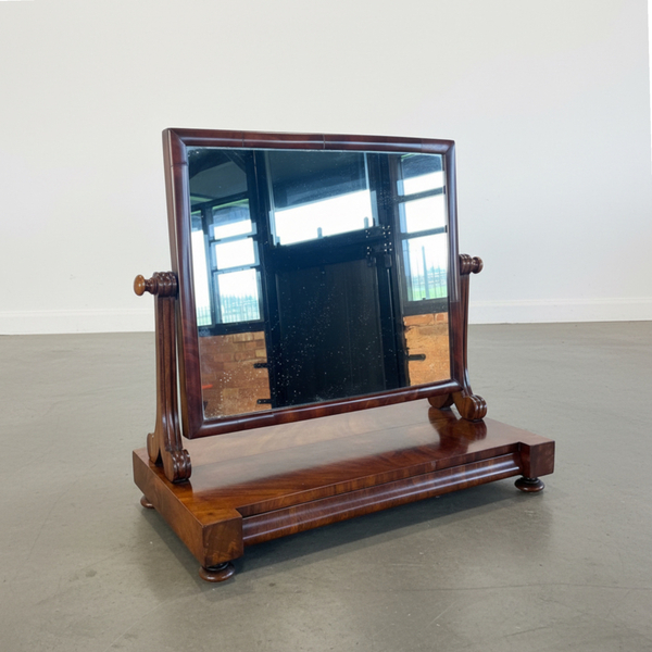 Antique Mahogany Vanity Mirror | Vinterior