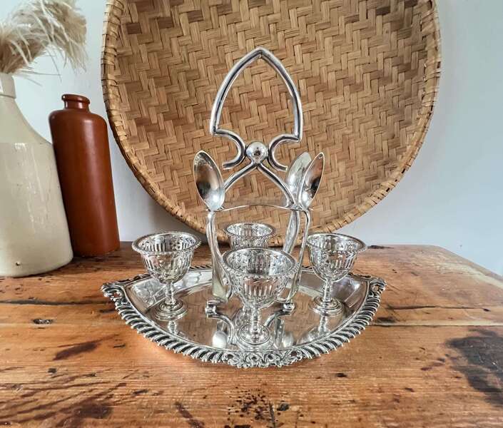 Antique Pierced Silver Plate Egg Caddy John Batt & Sons, Sheffield Epns ...