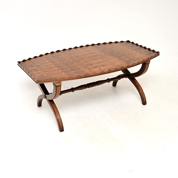 Antique Yew Wood Oyster Veneer Coffee Table | Vinterior