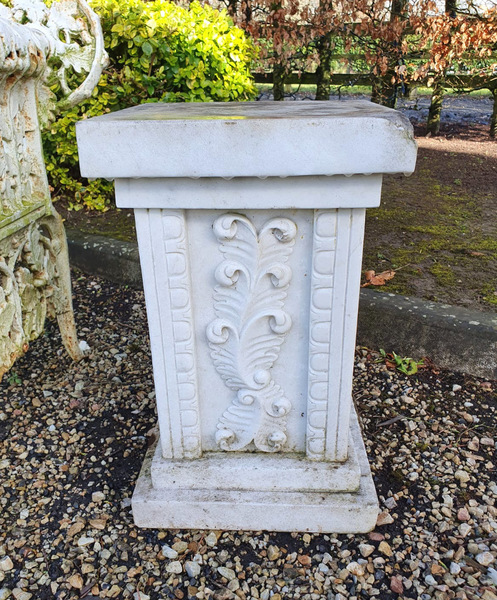 Antique Pair Of 19th Century Carved Marble Bust Stands | Vinterior