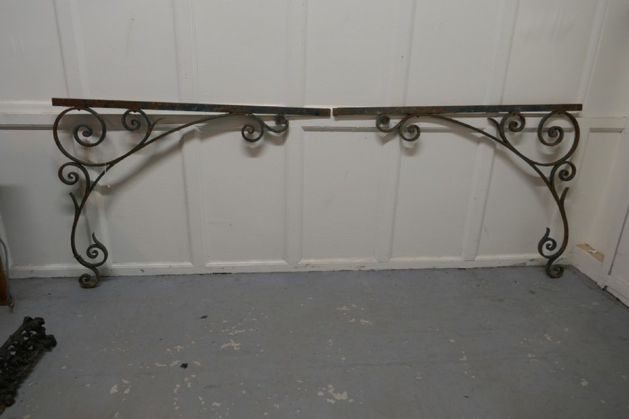 A Pair Of 19th Century French Wrought Iron Gate Post Corners | Vinterior