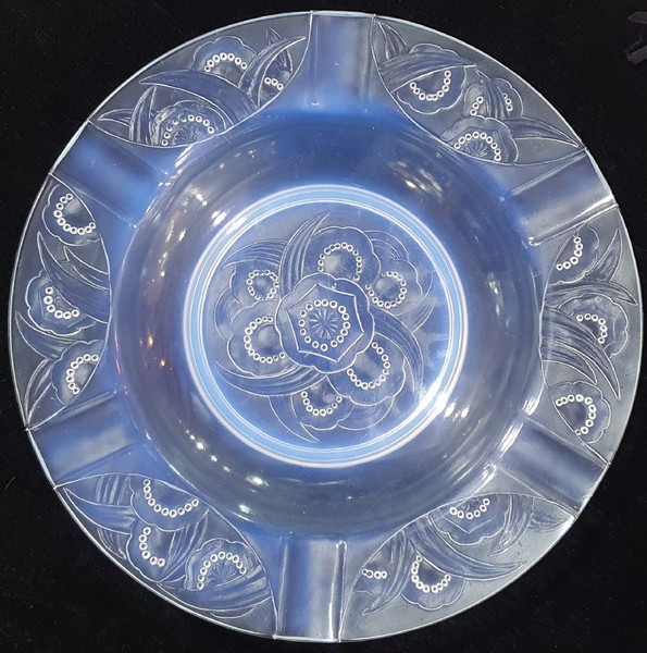 Sabino French Art Deco Opalescent Glass Dish C.1930 | Vinterior