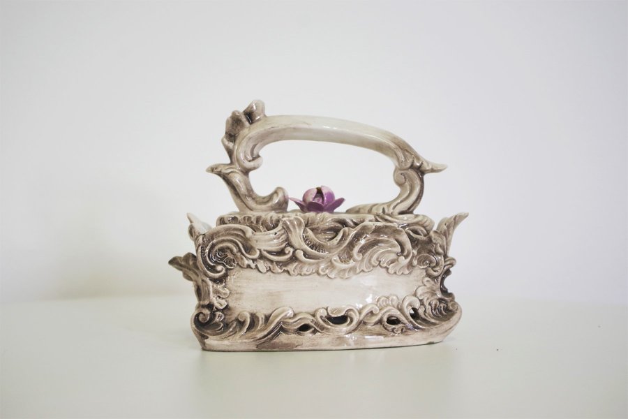Vintage Storage | Capodimonte Ceramic Coat Hanger, 1960s | Vinterior