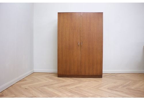 Elegant And Stylish Vintage Wardrobes | Vinterior