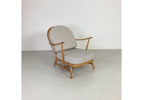 Vintage Ercol Chairs for Sale - Curated Collection | Vinterior