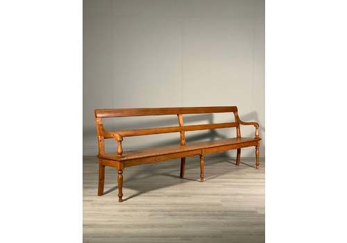 Beautiful Vintage Benches To Decorate Your Home | Vinterior