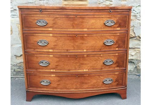 Traditional English Bevan Funnell Furniture | Vinterior